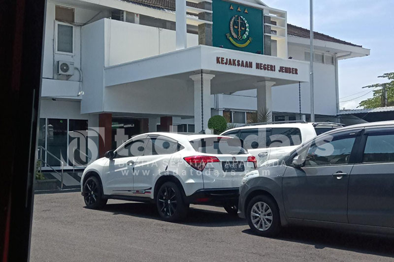 Tadatodays.com | Dugaan Korupsi Jasa Tenaga Ahli, Kejari Jember Panggil ...